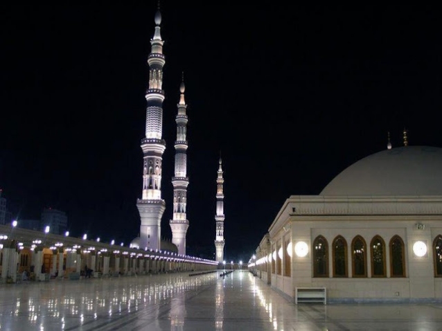 TOP AND BEAUTIFUL MOSQUES (MASJIDS) WALLPAPERS HD AROUND THE WORLD ...