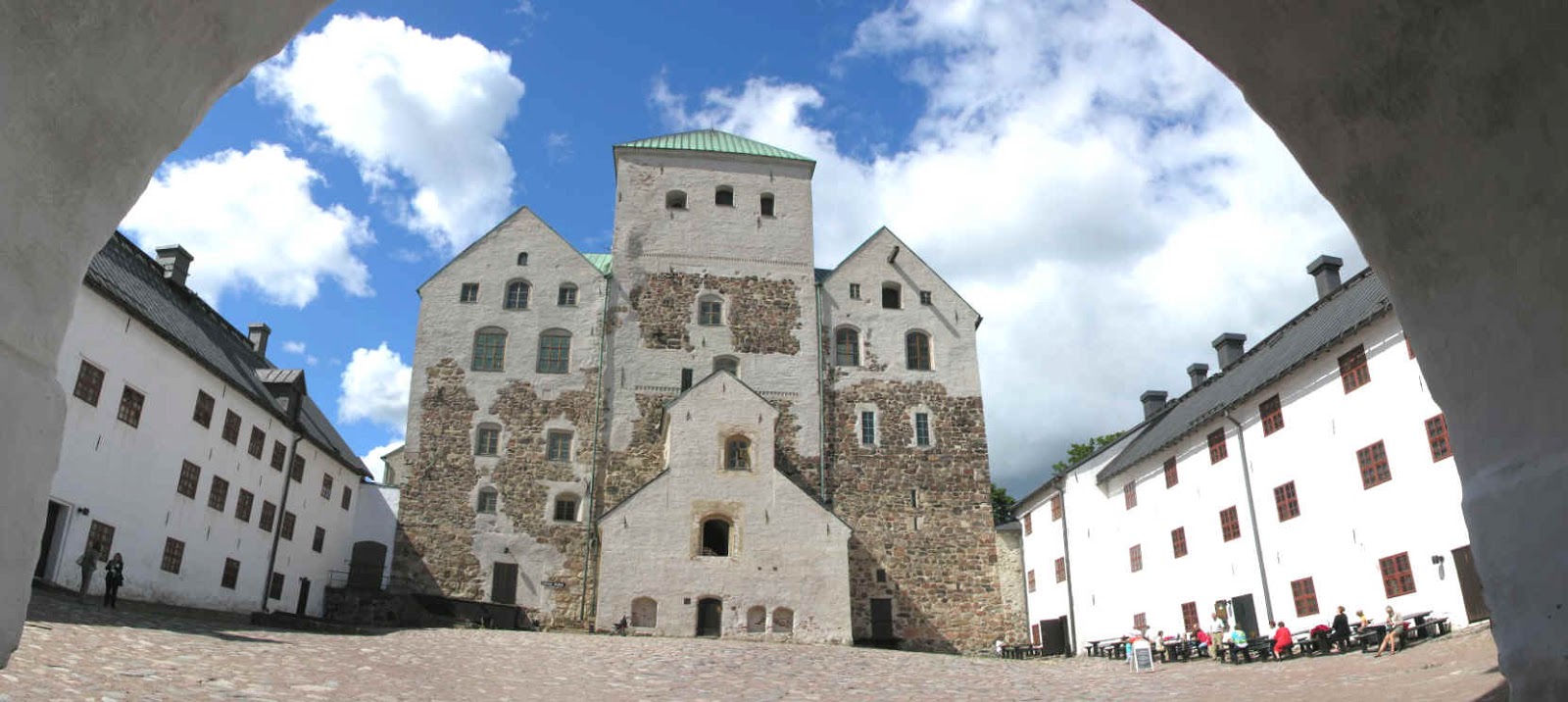 in my eyes: Turun linna