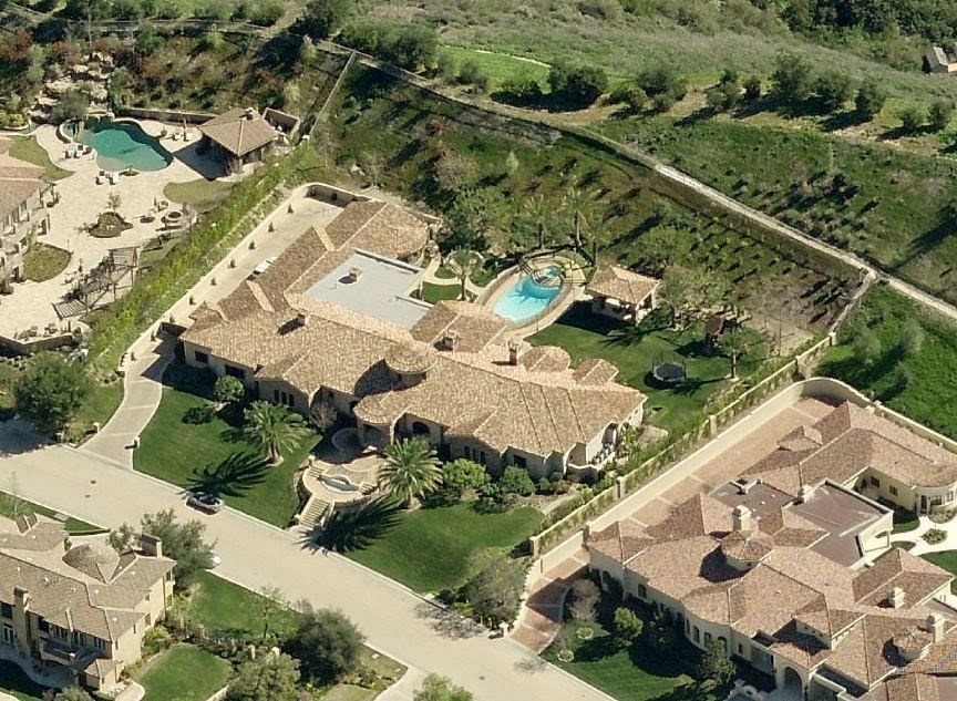 Celeb R.E.: Former Wife of Blink-182's Travis Barker, Shanna Moakler's ...