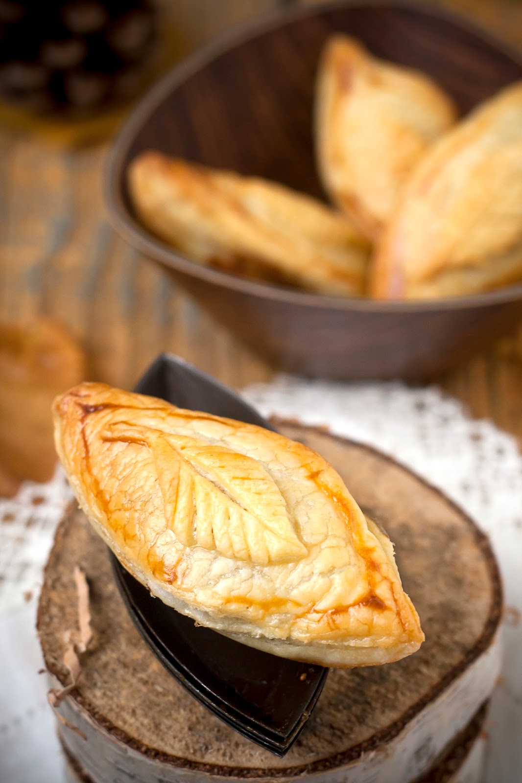 Pasteitje met appel- en vijgenchutney en zwarte pens - Hap en Tap