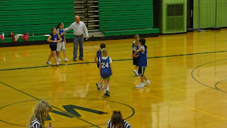 The Lamoreaux Family Blog: Rebecca's Third Basketball game at Wahlquist ...