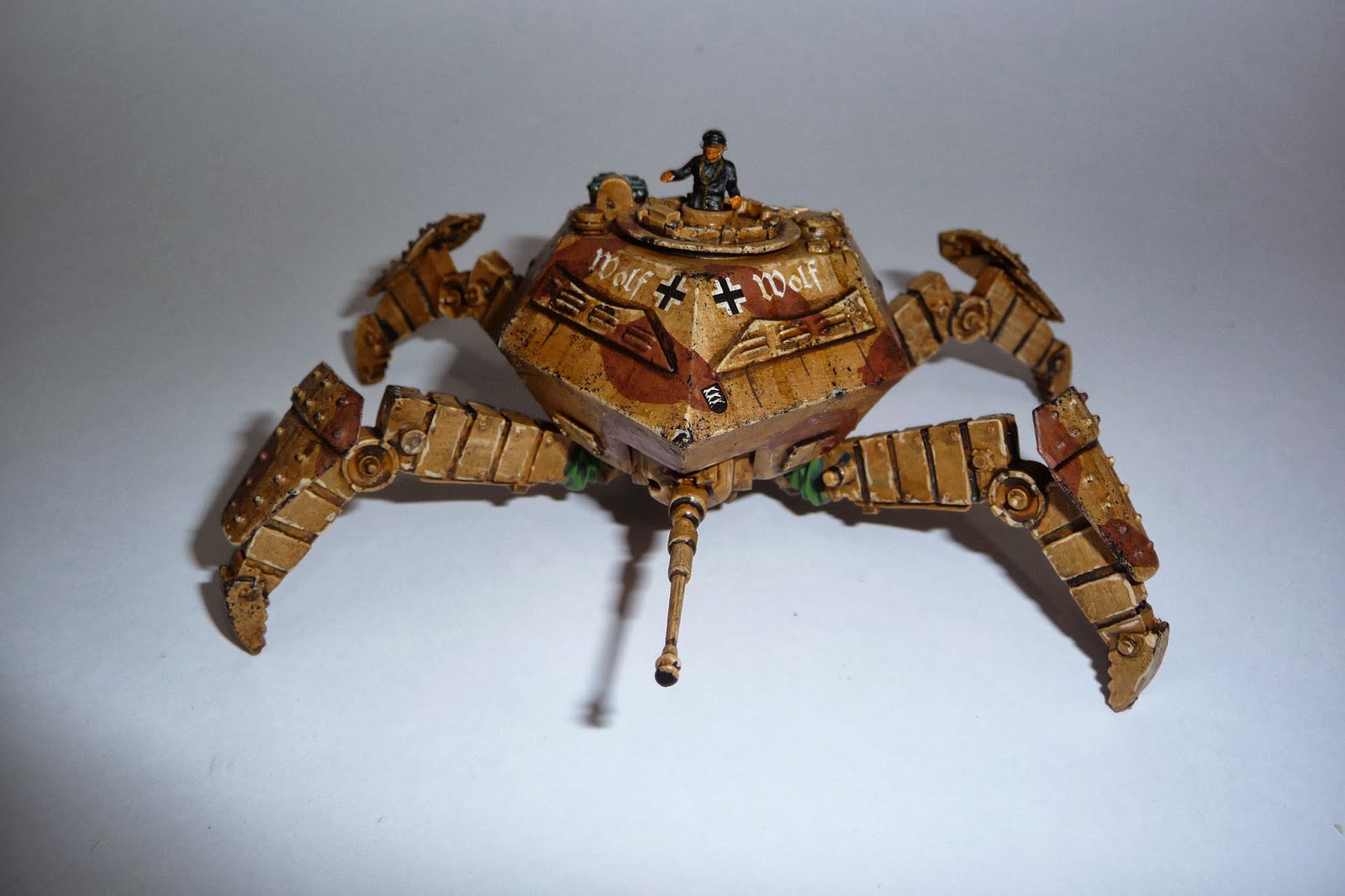 DROPSHIP HORIZON: Titanium Dropship - Wolf German heavy mech 1947