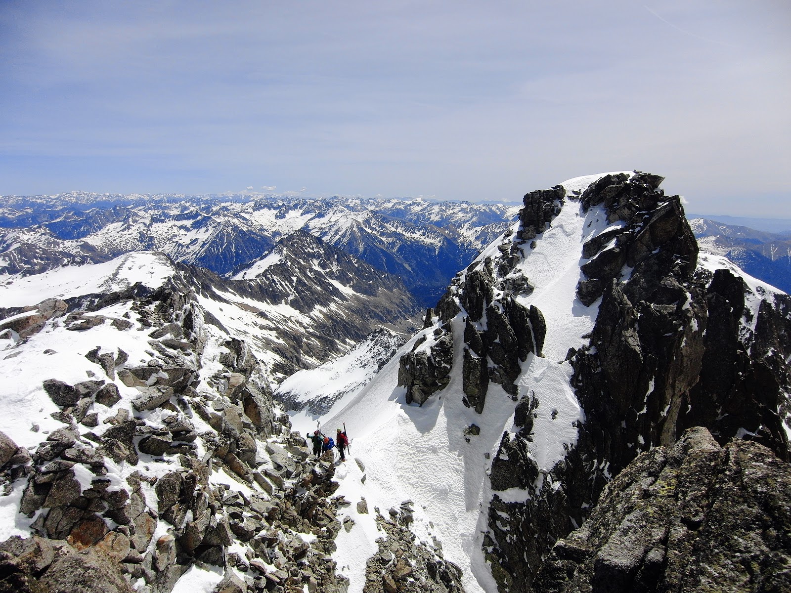 SARRIO78: ANETO Y ESPALDA DEL ANETO (9-5-2017)