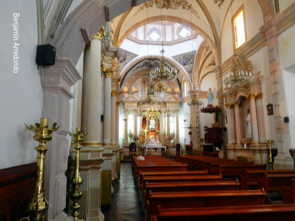 El Bable: Los escudos en el templo de la Merced en Lagos de Moreno, Jalisco