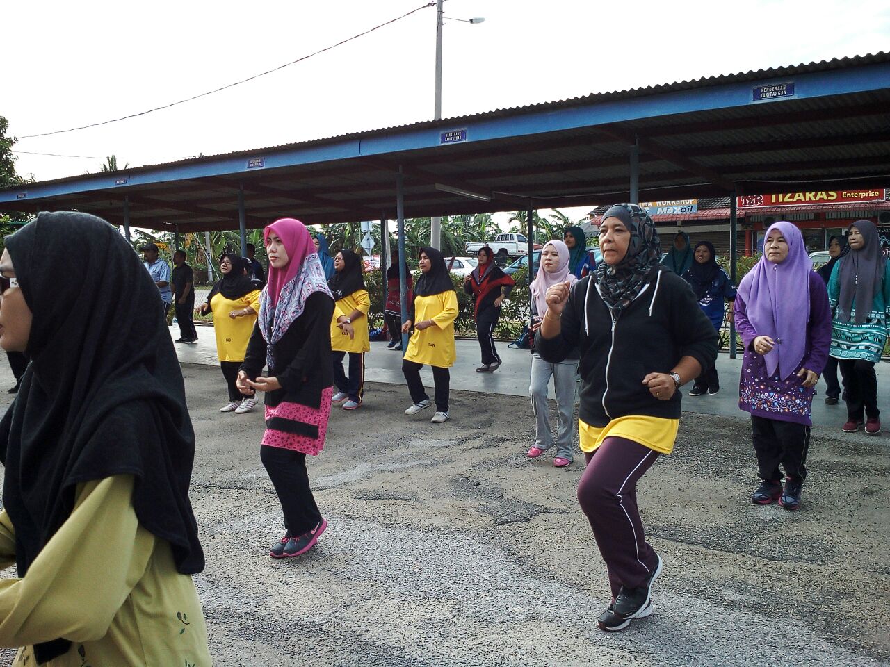 SR AGAMA BERSEPADU (SRAB) MUAR: October 2016