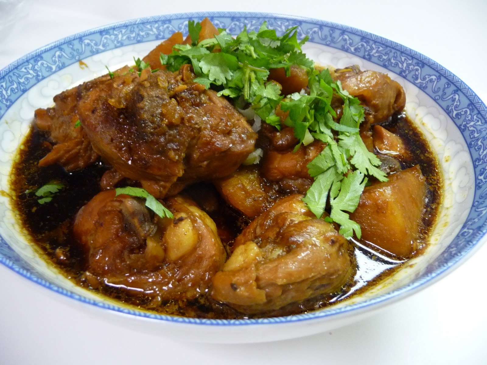 家家酒@home: Ayam Pong Teh (Nyonya Style Braised Chicken with Potatoes)