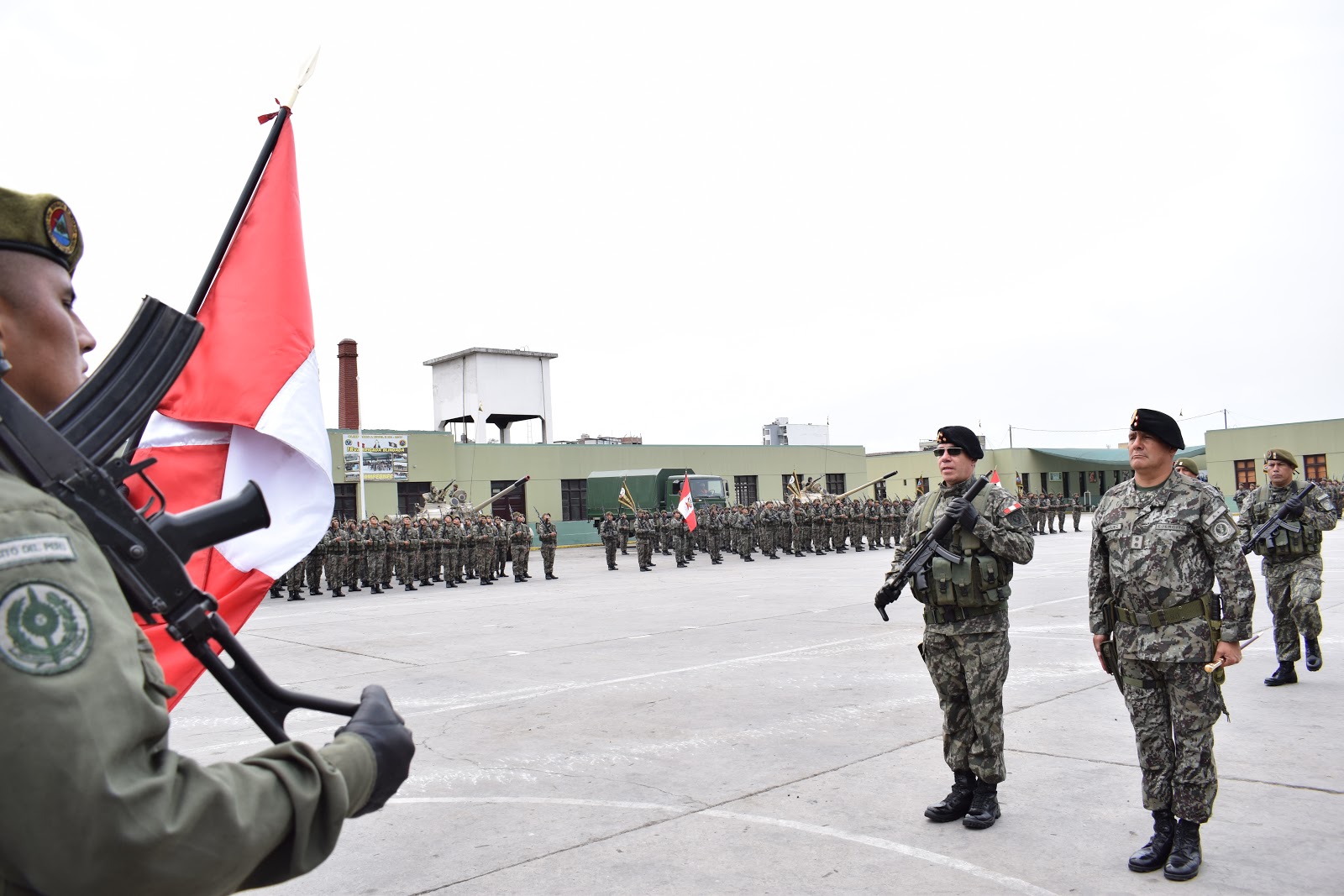 Nuestro Ejército en video: Conozca usted, a los nuevos mandos del ...