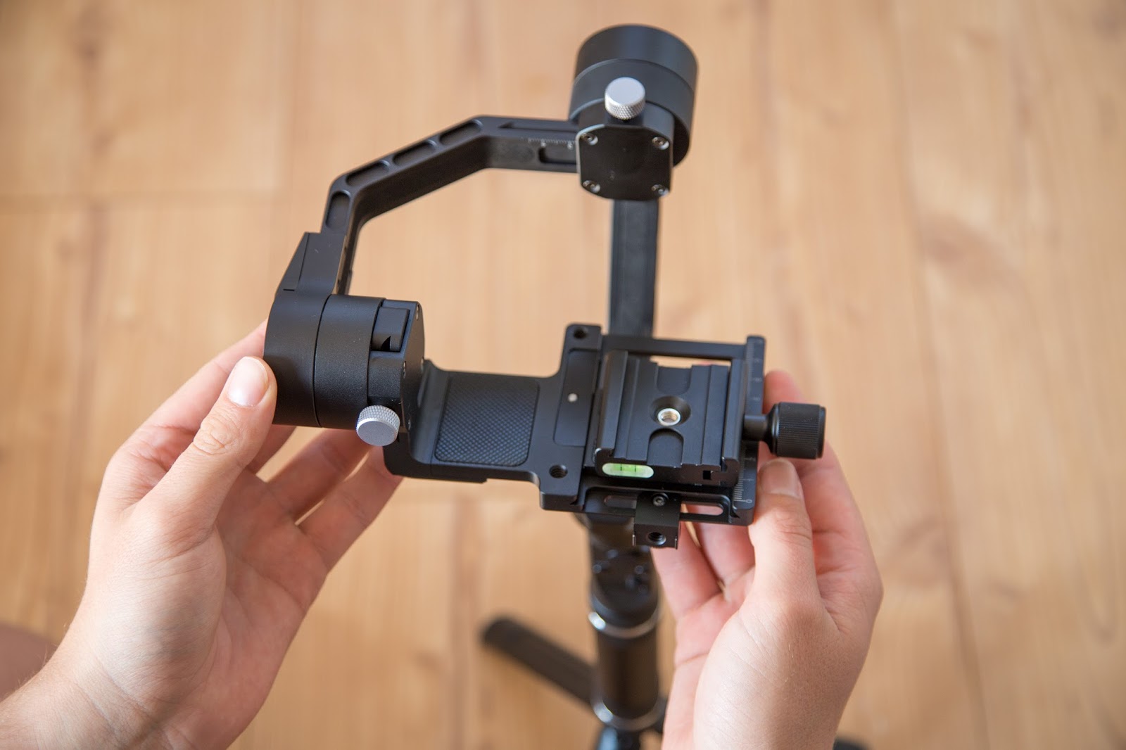 Gear of the Week #GOTW KW 35 | Zhiyun- Crane V2 Gimbal