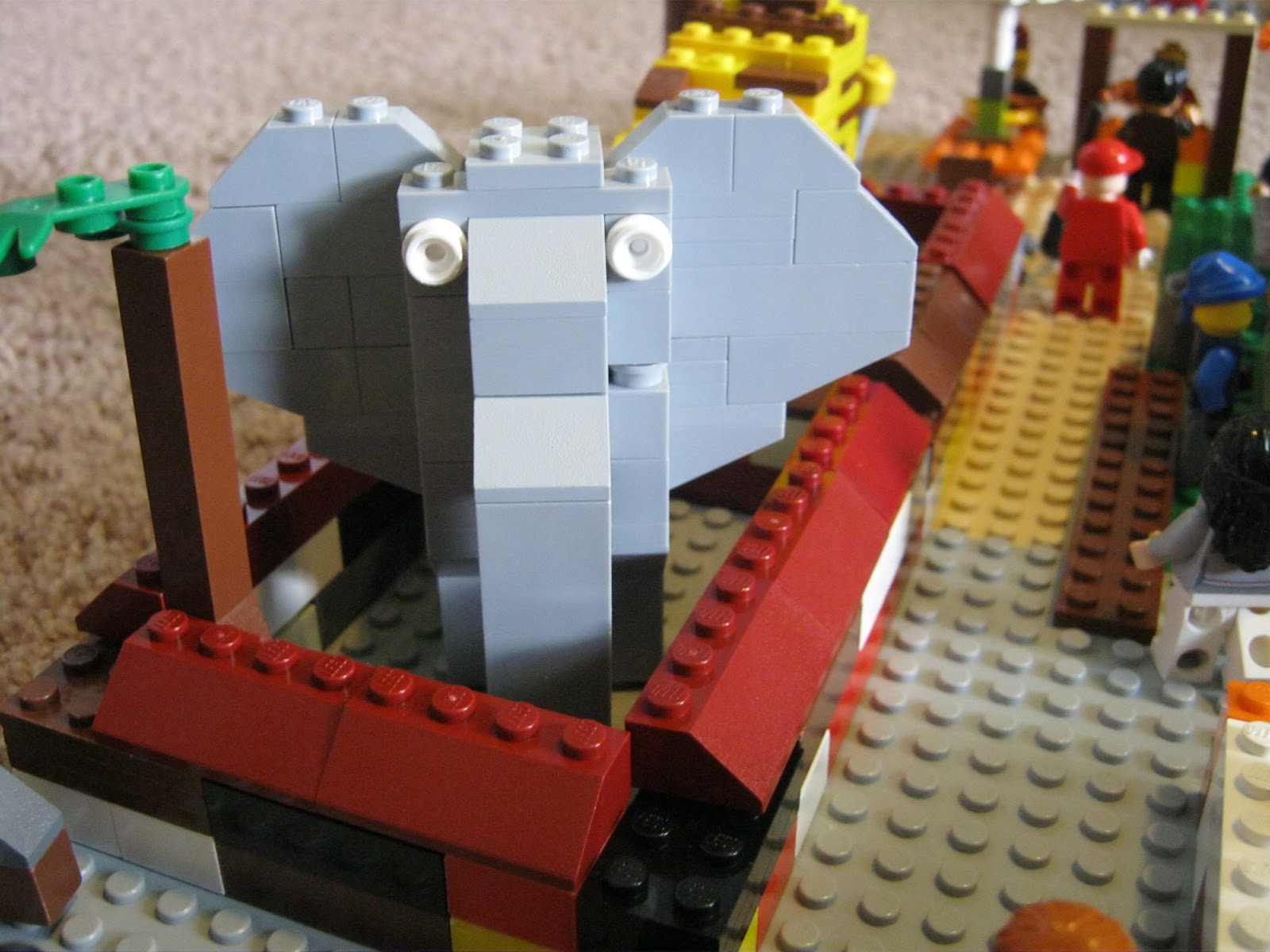 Random Lego Paraphernalia: The Lego Town Zoo