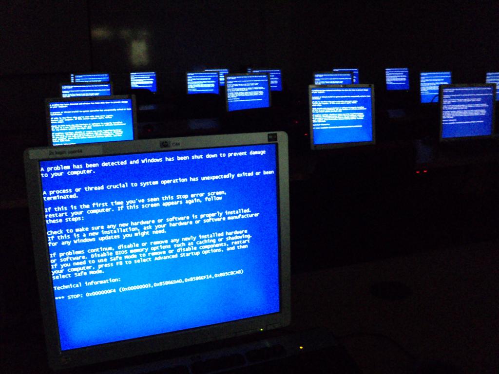 Sinau ben Pinterr: Penyebab Blue Screen dan Solusinya