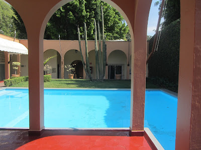 Cuernavaca: "The City of Eternal Spring": Week One