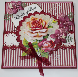 Helles kort: 4-års bryllupsdags kort (Blomster-bryllupsdag)