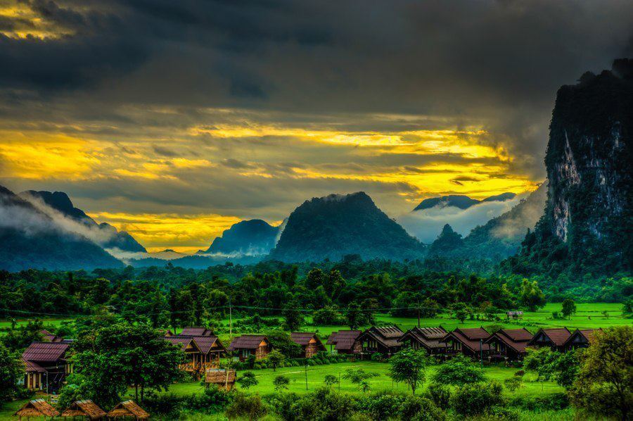 Valley of Vang Vieng in Laos | Totaly Outdoors