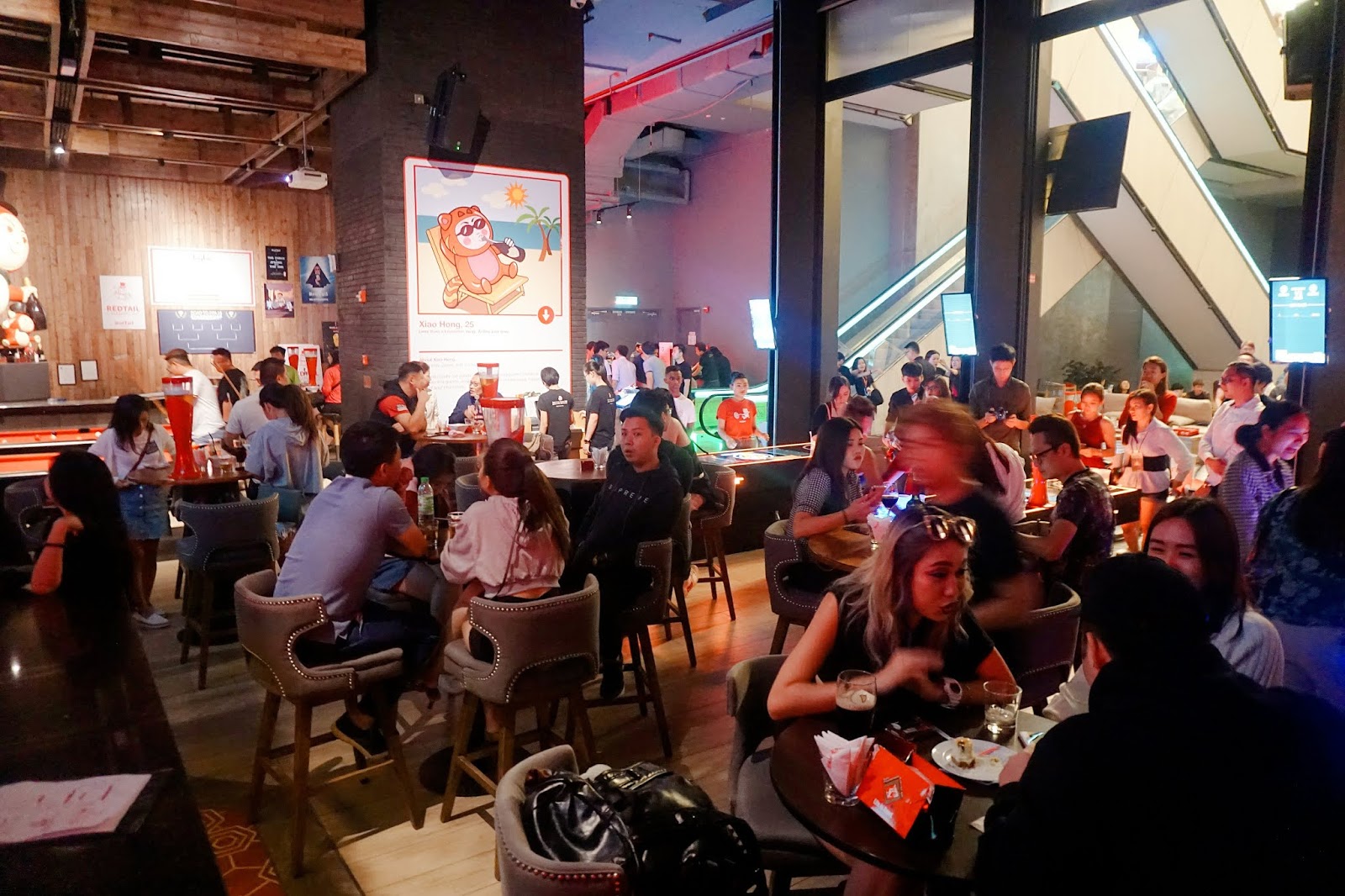 RedTail Bar by Zouk now at Resorts World Genting!! | Snowman · Sharing