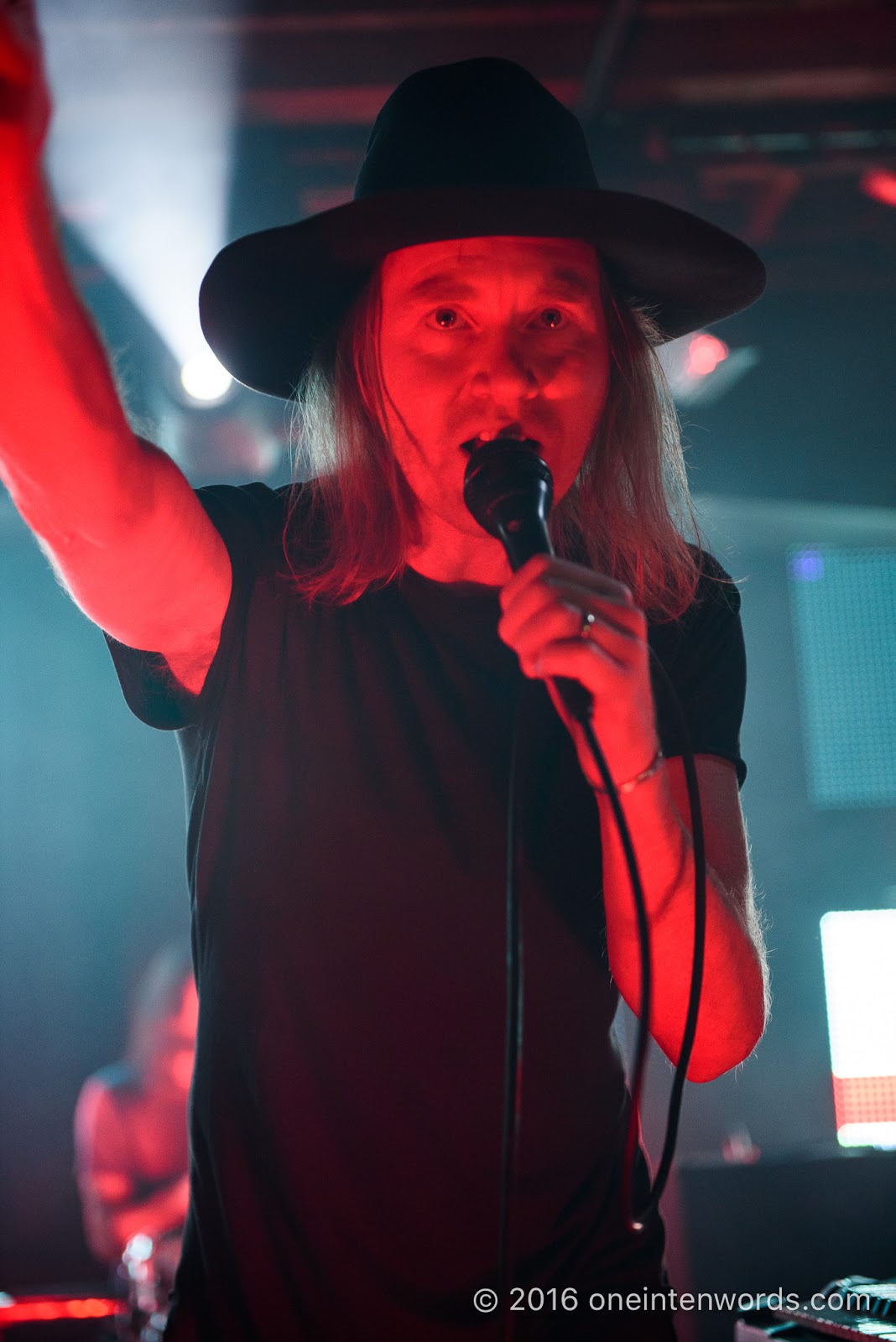 one in ten words: The Faint at Velvet Underground - Concert Pictures