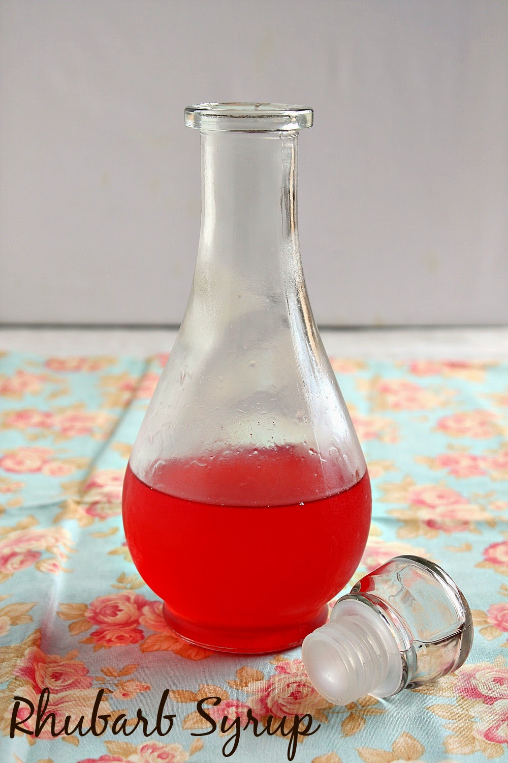 Vanilla Clouds and Lemon Drops: Rhubarb Mojito's and Rhubarb Syrup