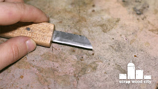 scrap wood city: How I made a mini hacksaw blade knife