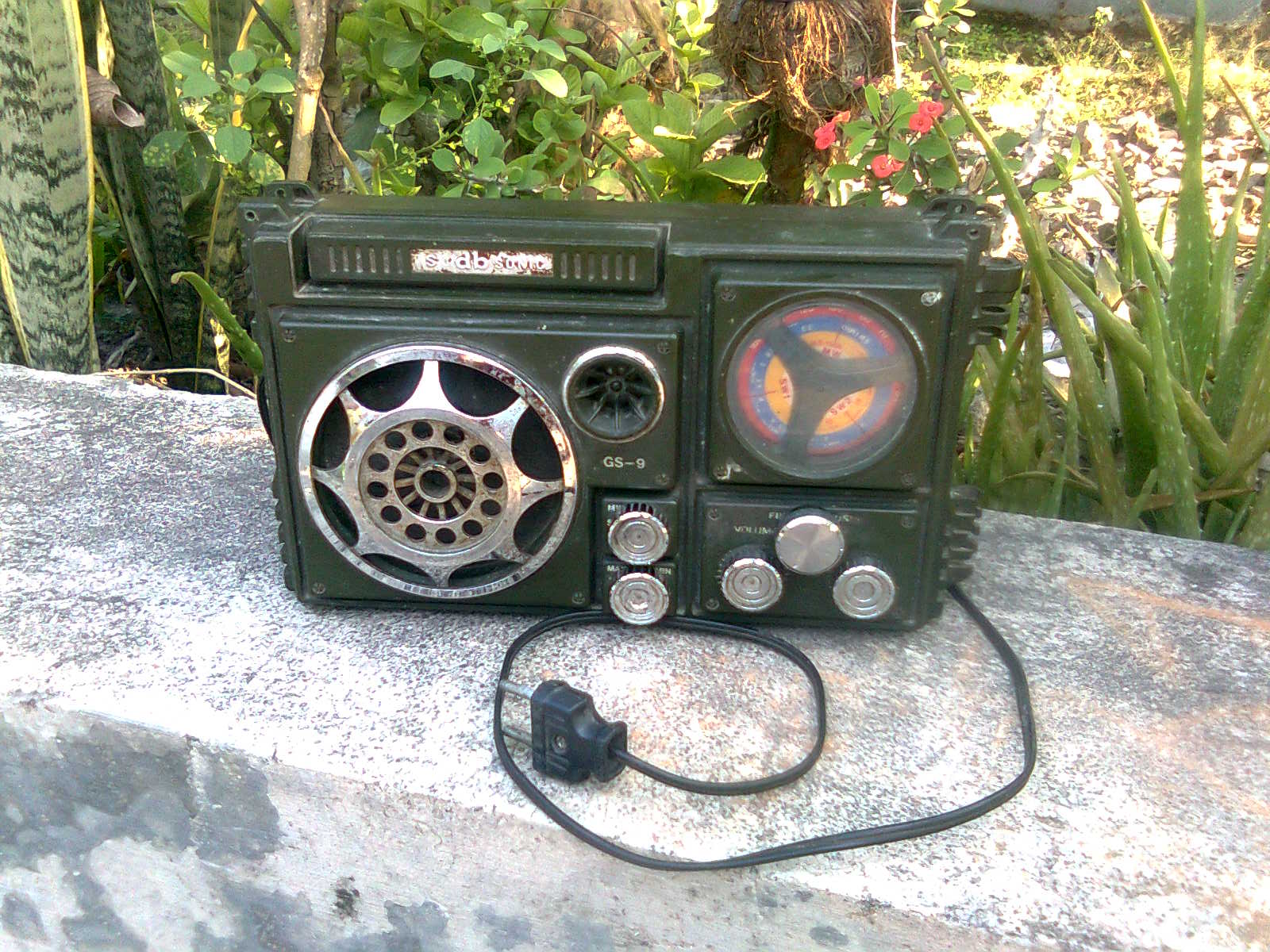 SRIYADI ANTIK: RADIO JADUL