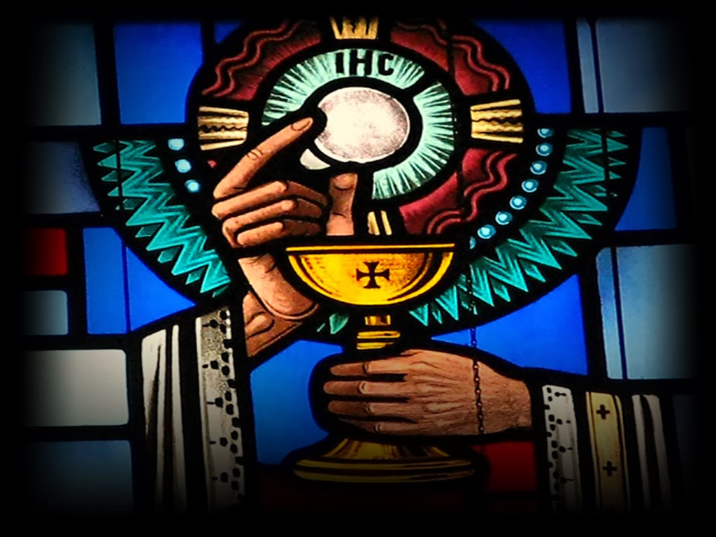 Holy Mass images...: Holy Eucharist