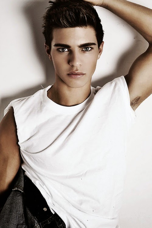 FreakAngelik: Featured photographer: Deon Jackson