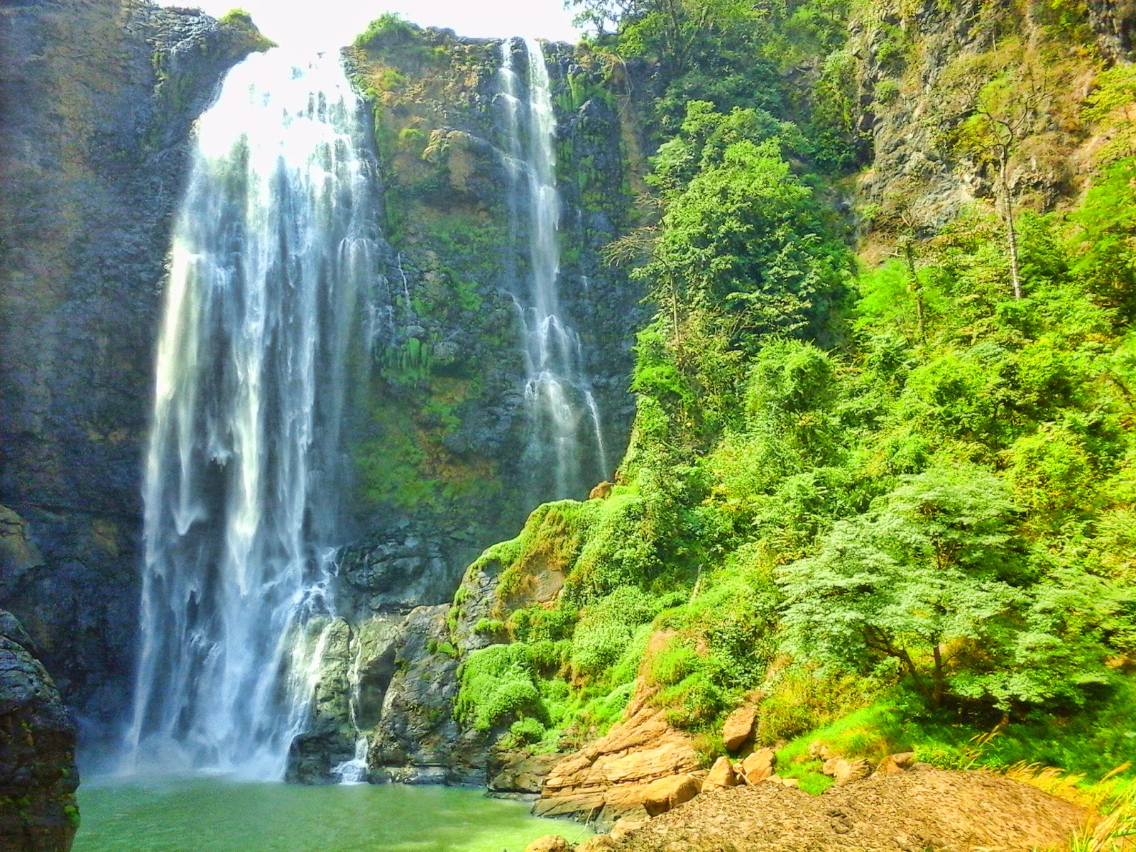 CURUG PUNCAK MANIK GEOPARK CILETUH SUKABUMI - Traveller Jampang