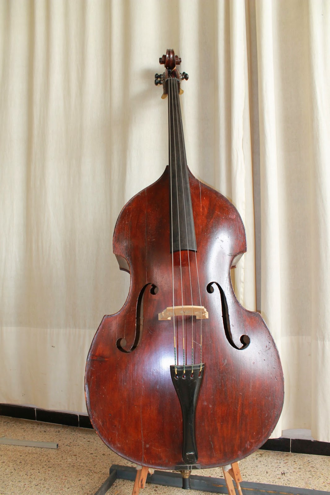 musicasa.oportunidades: Contrabajo antiguo