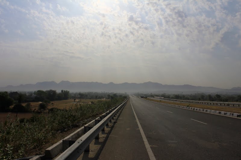 NZ 2 UK by Bike: 7th March - Pindwara to Udaipur