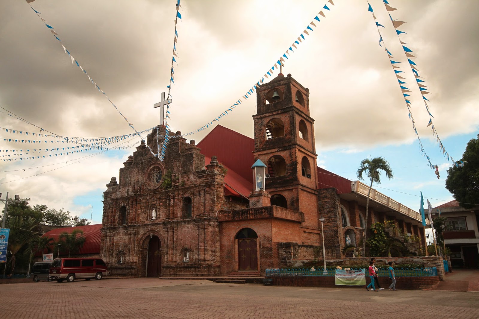BEACHES AND CHURCHES: CHURCHES IN ISABELA: Alicia, Cauayan, Brgy ...