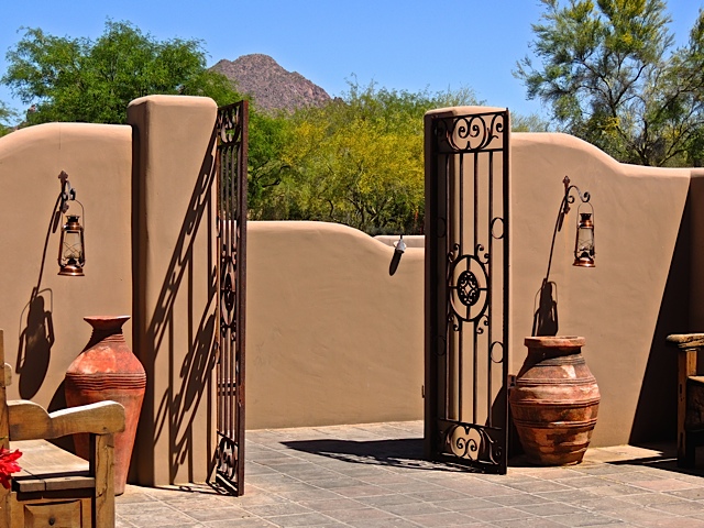 Phoenix Daily Photo: Southwestern Gate