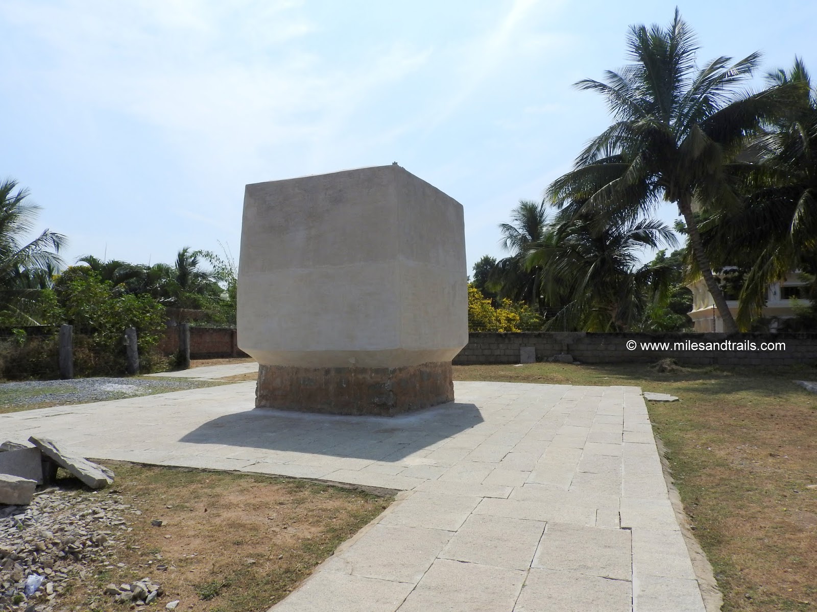 Miles and Trails: Saluva Timmarasu Jail, Penukonda