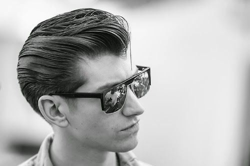 Alex Turner Hairstyle's On Tutorial - Semarang Punya