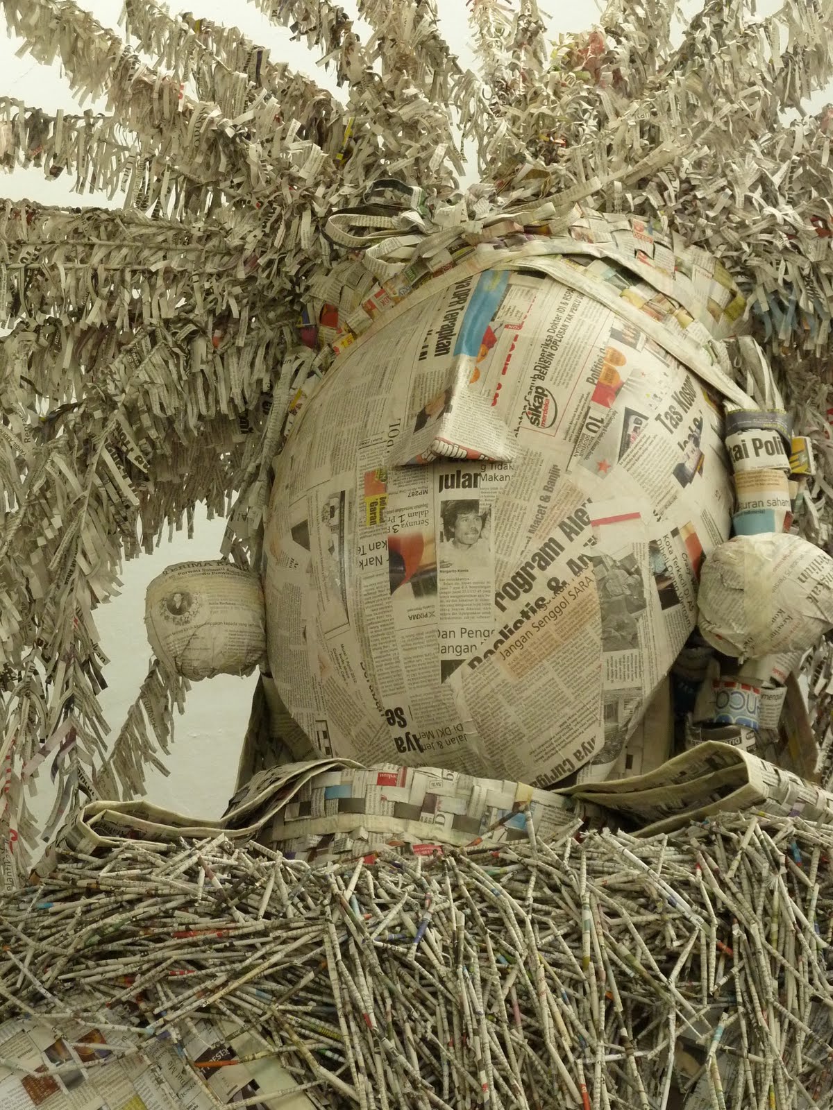 Magpie Salmagundi: Paper art