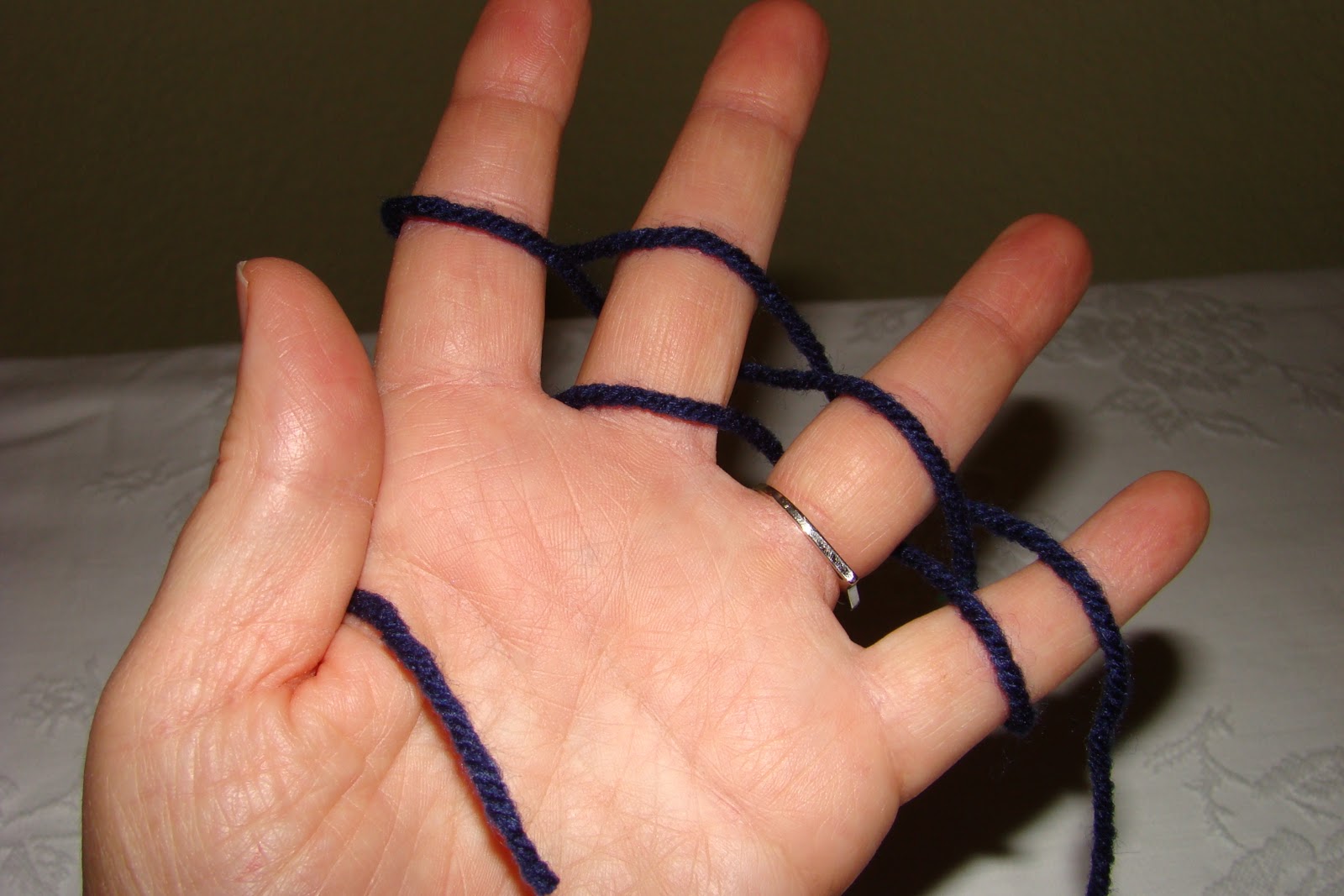 Crafts 4 Kids-Made by Kids: Finger Weaving (Finger Crocheting)