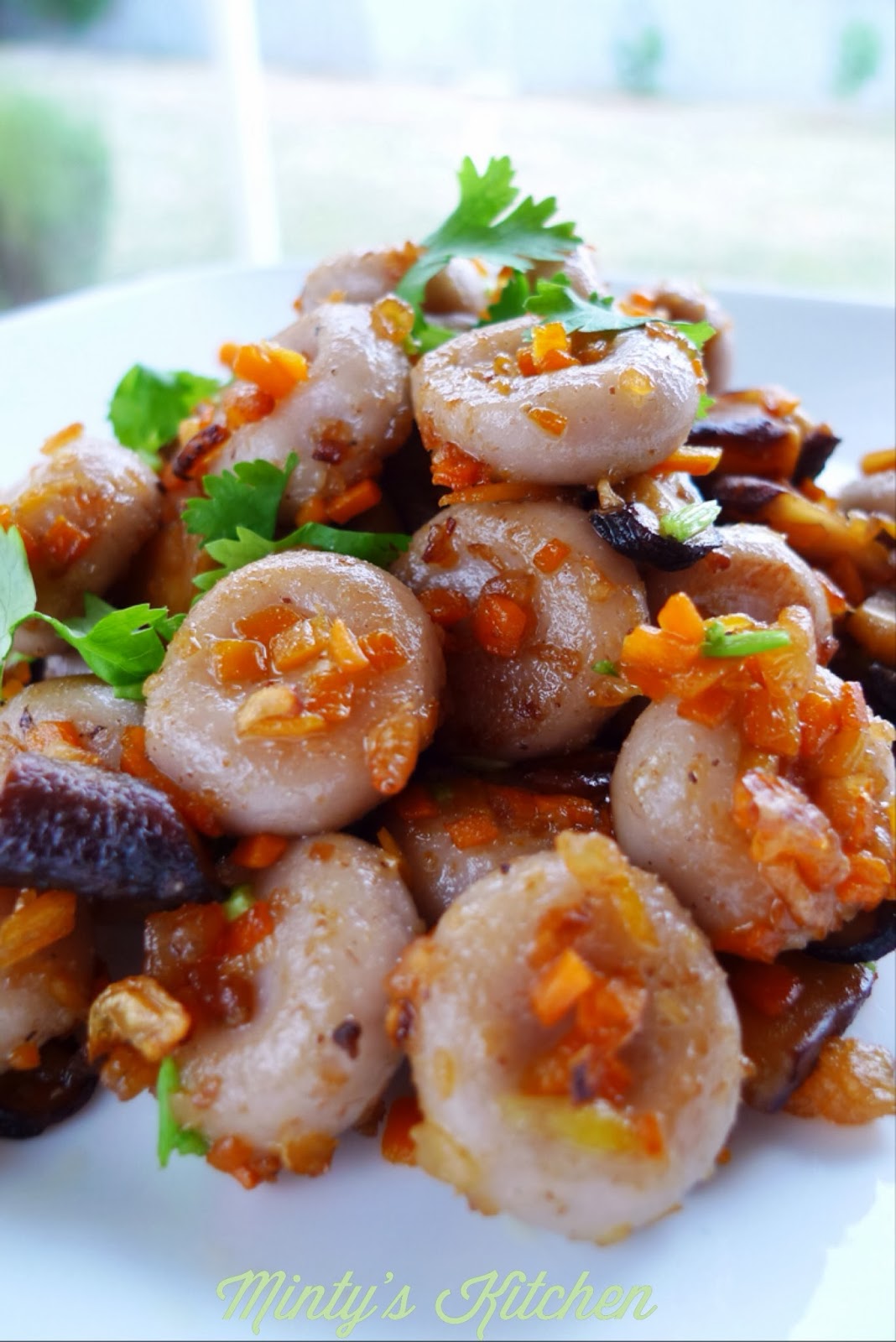 Minty's Kitchen: Hakka Yam Abacus Seeds [客家算盘子]