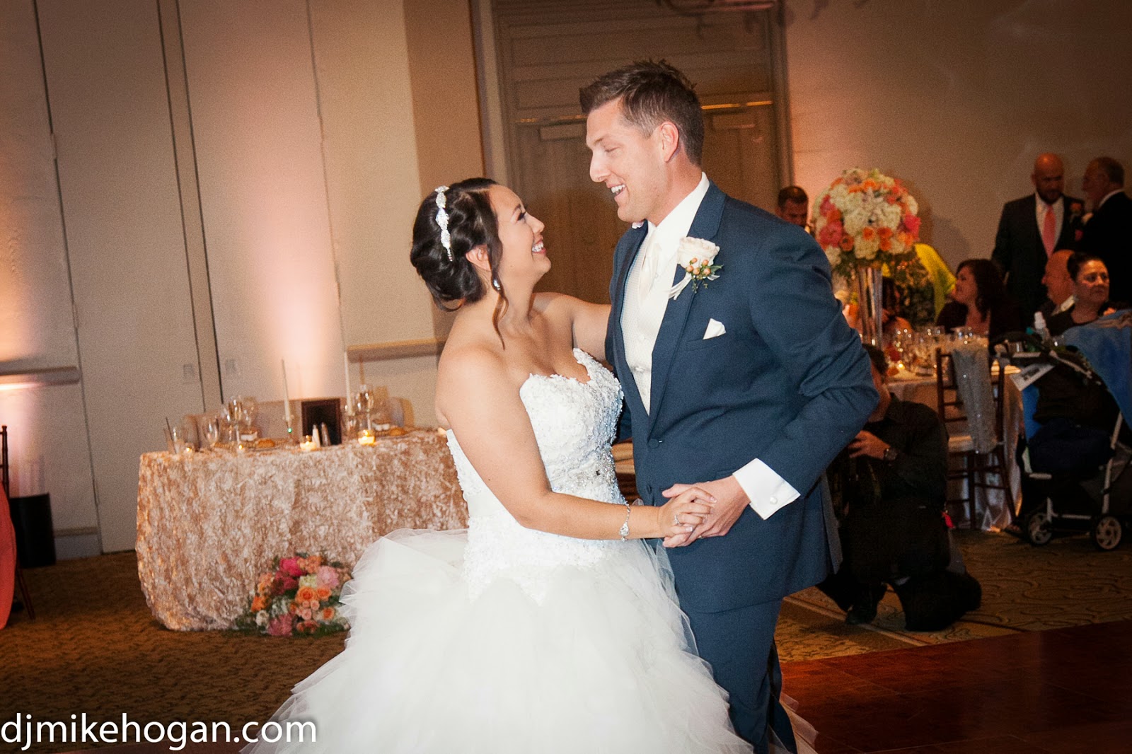Entertainment At Large - Newlyweds and more...: Matthew & Kimberly ...