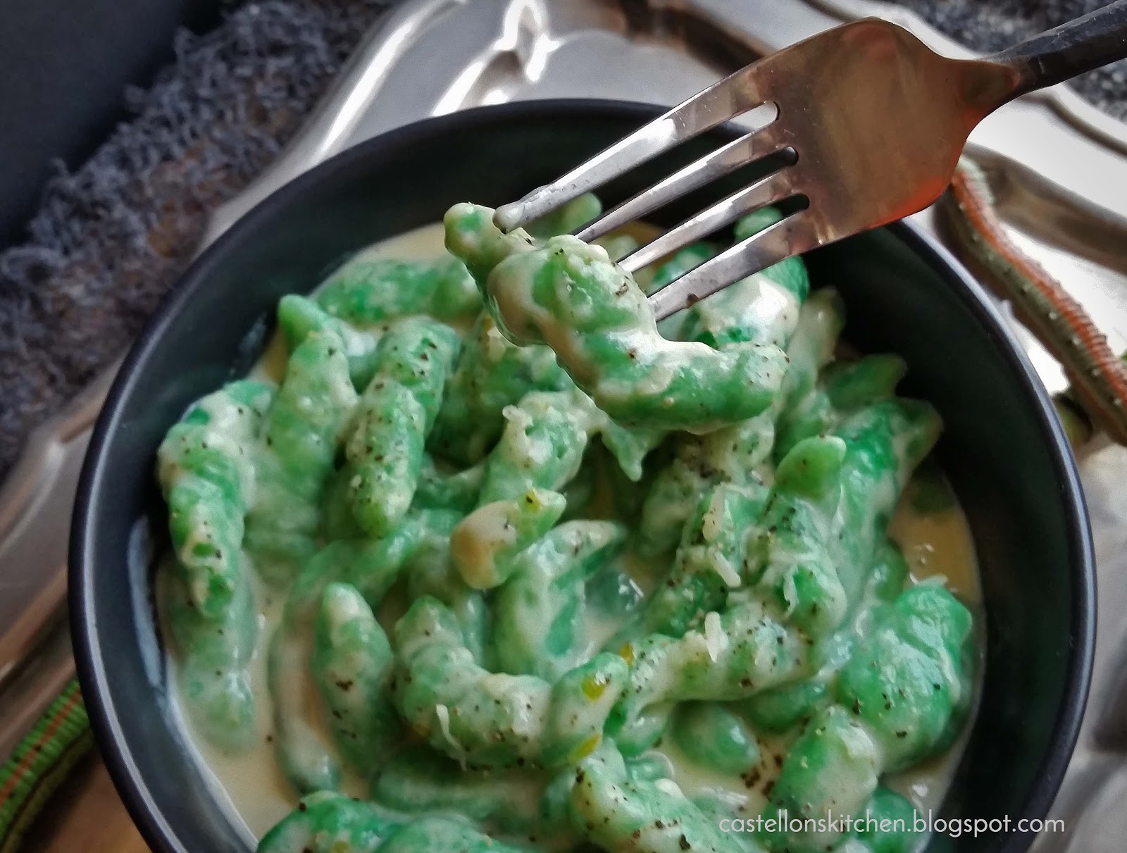 Castellon's Kitchen: Grubs Au Gratin (Gnocchi in Cheese Sauce)