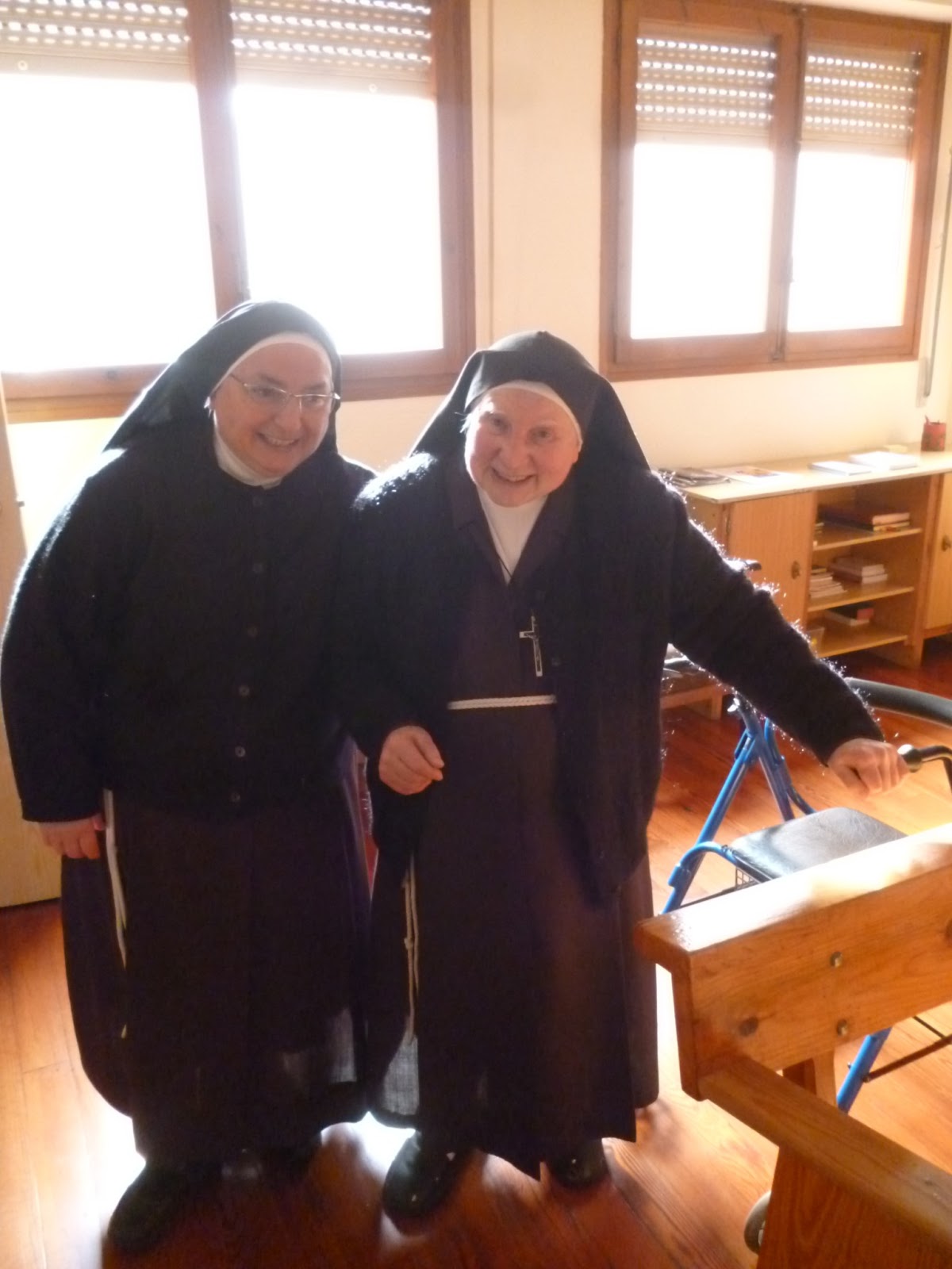 HERMANAS CLARISAS CAPUCHINAS