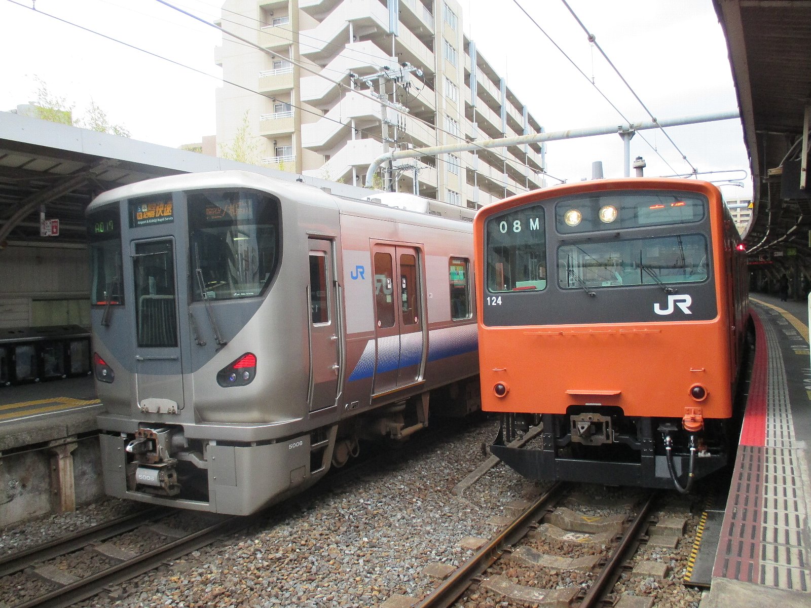 blackcat写真館: Osaka loop line