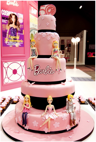 Cake's Little Corner: Un pastel digno de una Barbie!