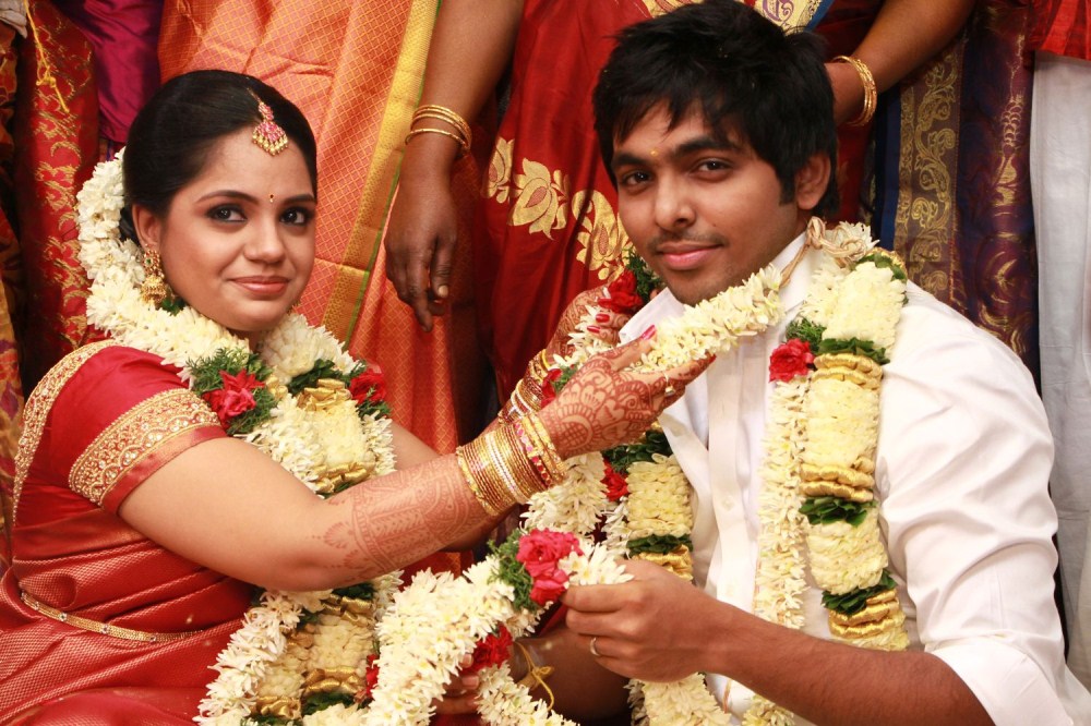 GV Prakash Saindhavi Marriage Photos - Hot PHOTOSHOOT Bollywood ...