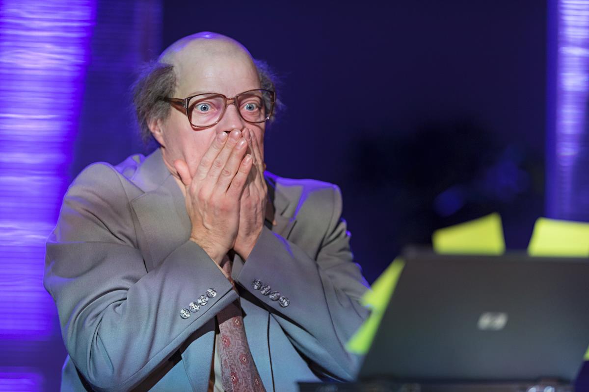 Mielipuolen päiväkirja (ensi-ilta)