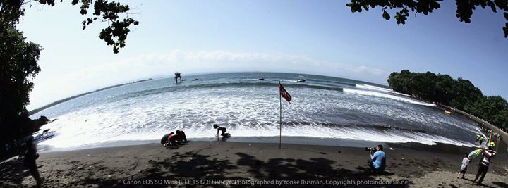 Batu Karas a quiet place for Surfer... The waves never stop!