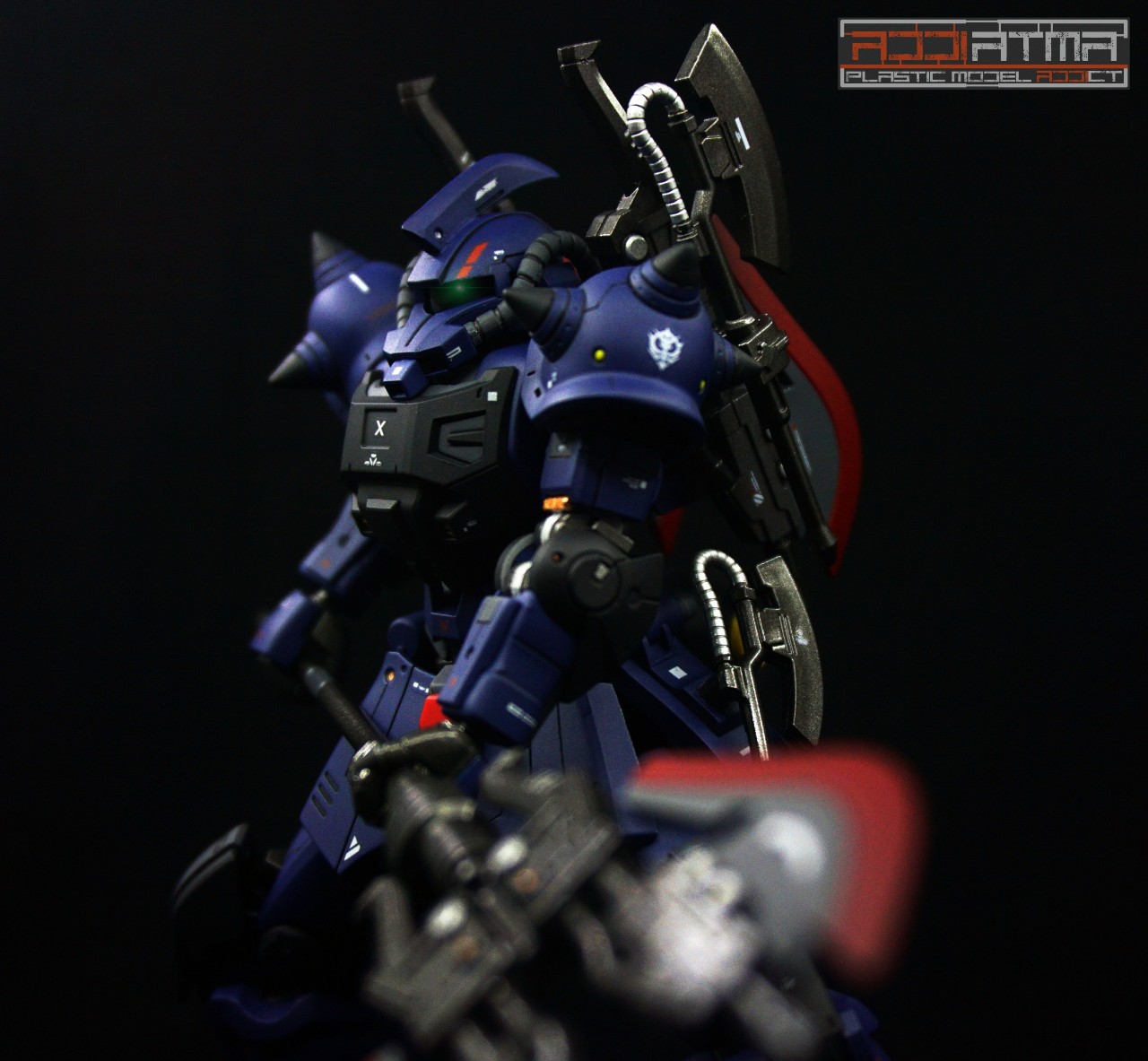 Custom Build: HG 1/144 Act Zaku "Raven"