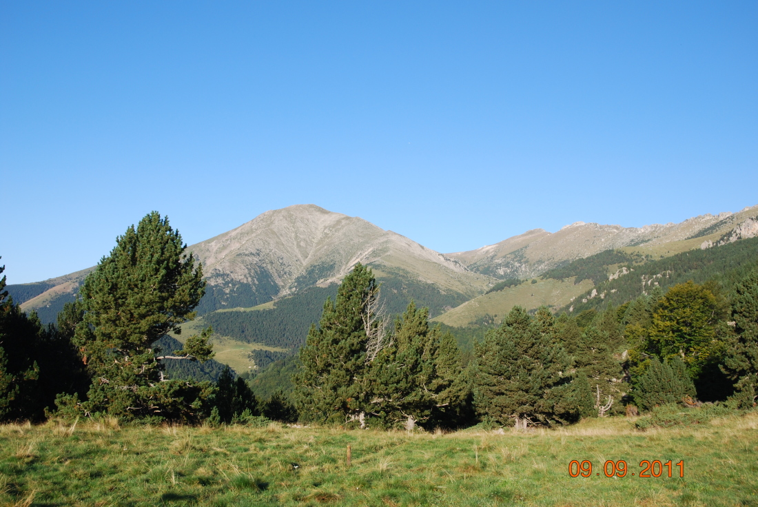 lesdanjean: Les Esquerdes de Rotja, le Costabonne depuis Las Conquas 9 ...
