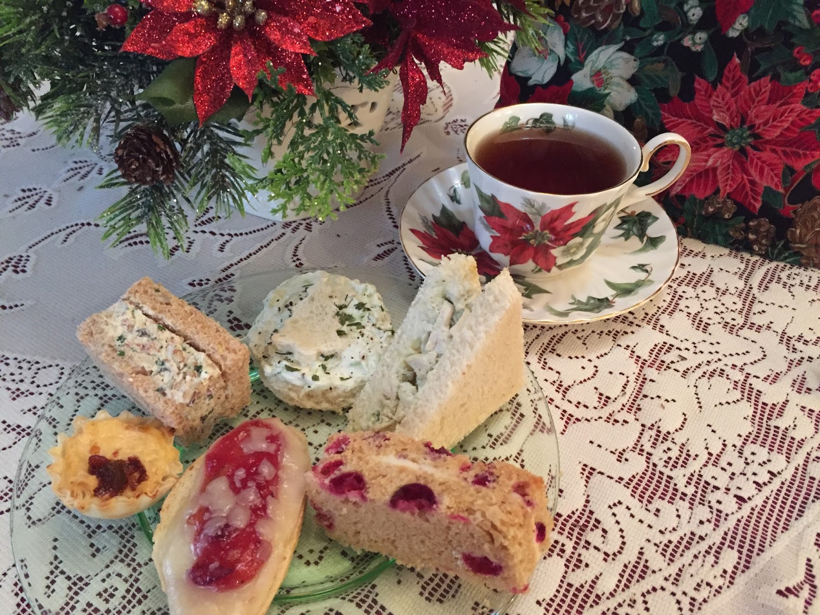Rosemary's Sampler: December = Holiday Teas!