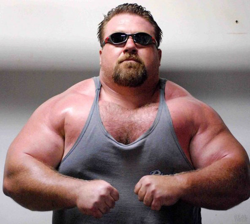 BEEFY MEN: woof factor