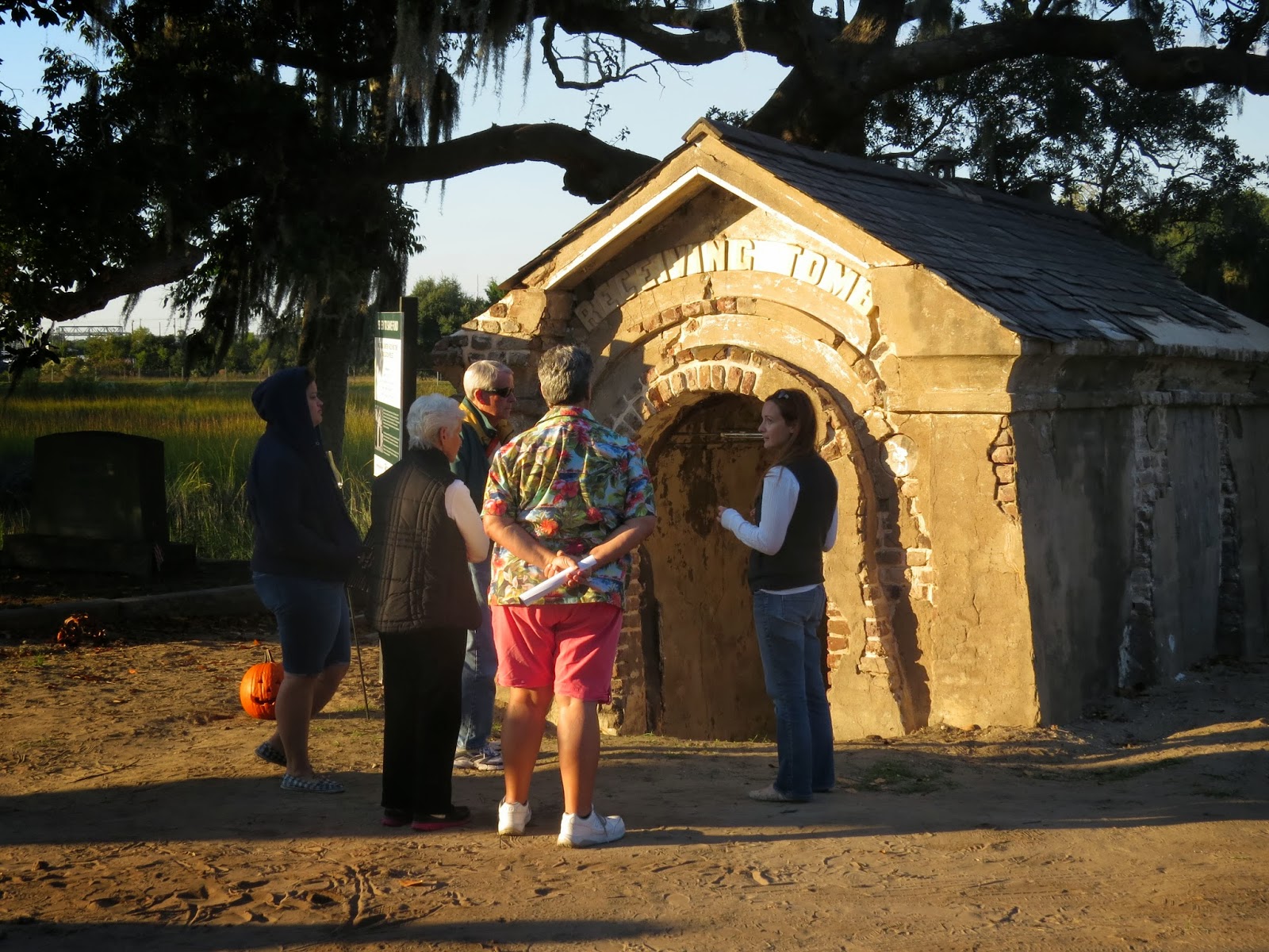 Magnolia Cemetery, Charleston, S.C.: “Tour De Graves Magnolia Cemetery ...