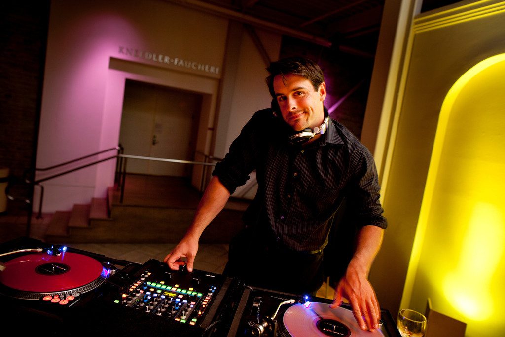 f. duncan reyes events by design: Mohana & Jason Tie the Knot!