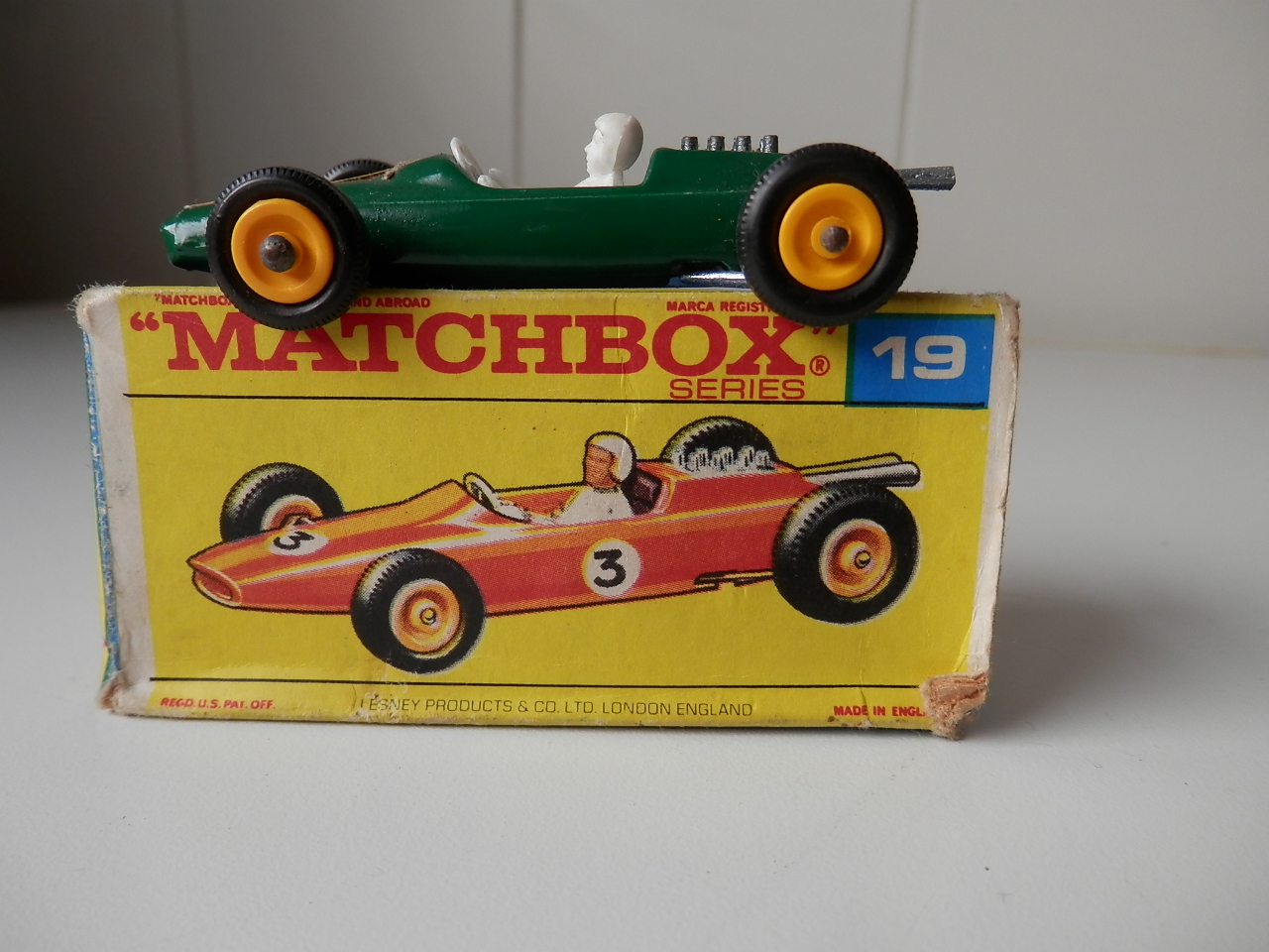 EDUARDO ASCANIO MIS MATCHBOX: Nº. 19 LOTUS RACING CAR