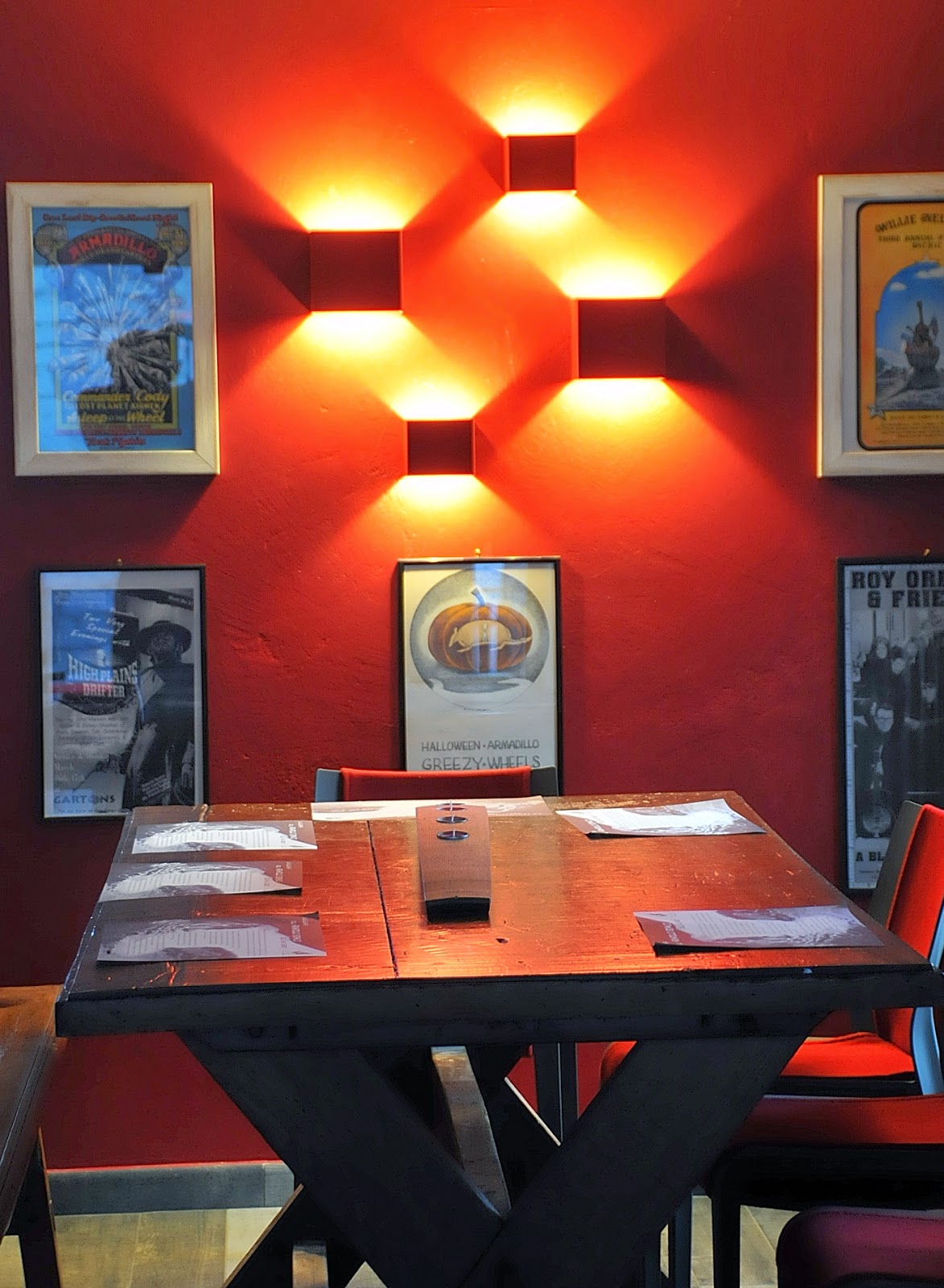 armadillo bar | vino-cibo e musica: Armadillo Bar is open